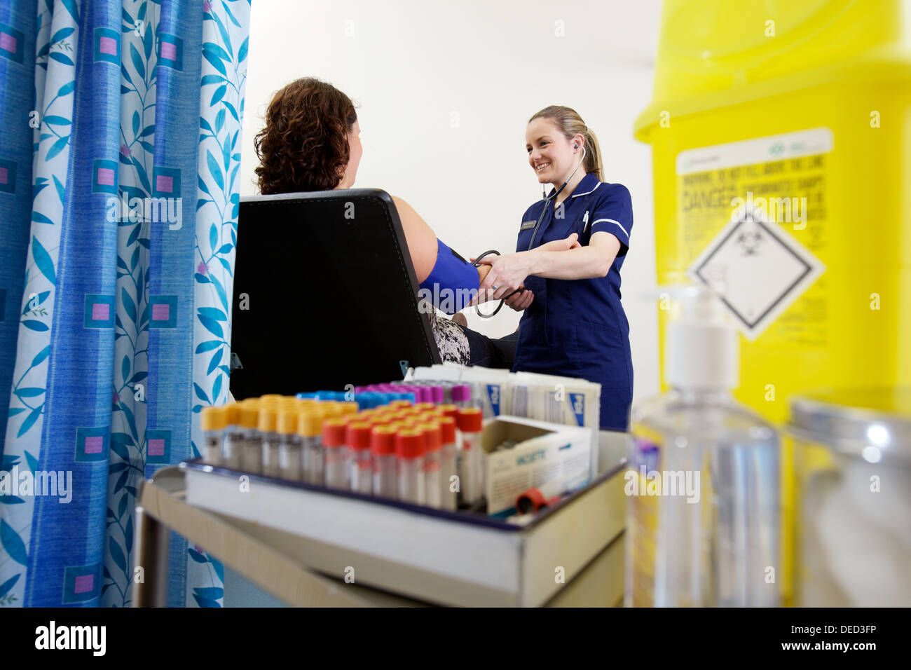 Practice nurse hi-res stock photography and images - Alamy