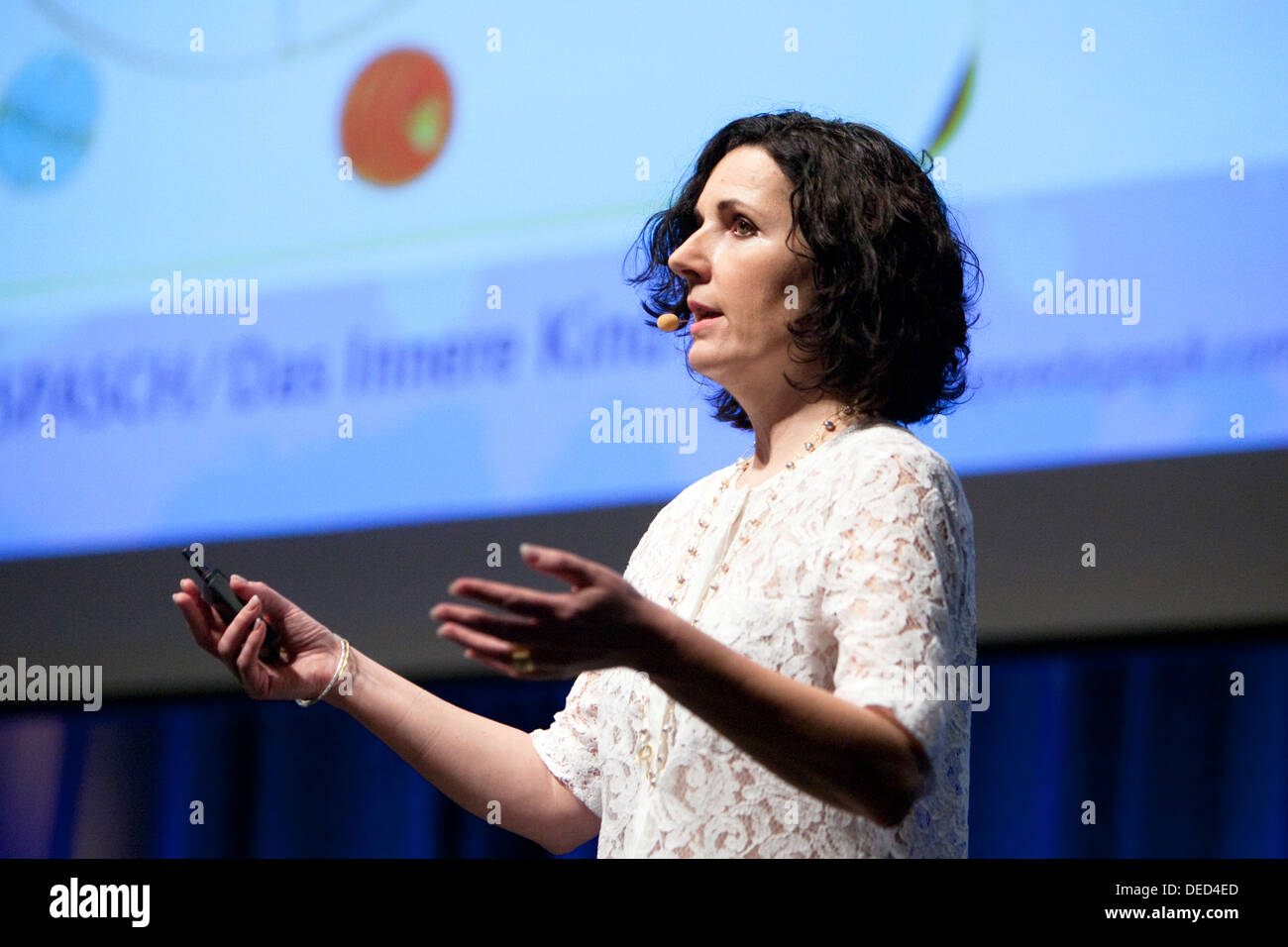 Aura soma consultant hi-res stock photography and images - Alamy