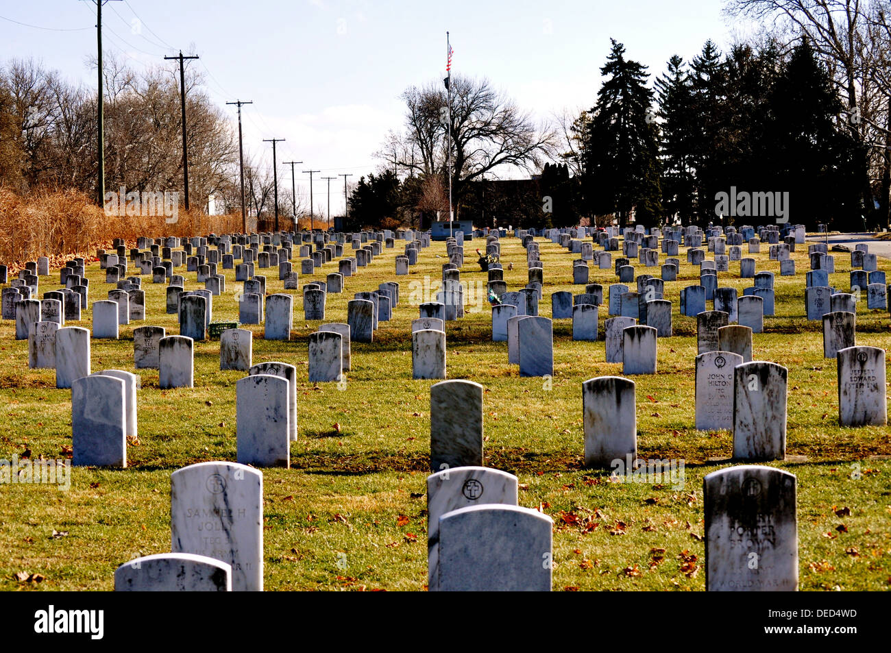 Military headstones hi-res stock photography and images - Alamy