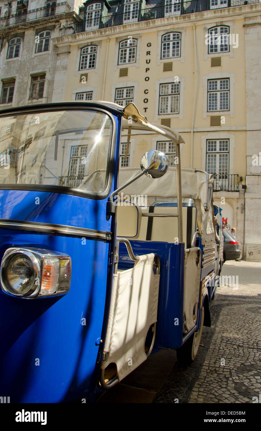 Rickshaw van hi-res stock photography and images - Alamy