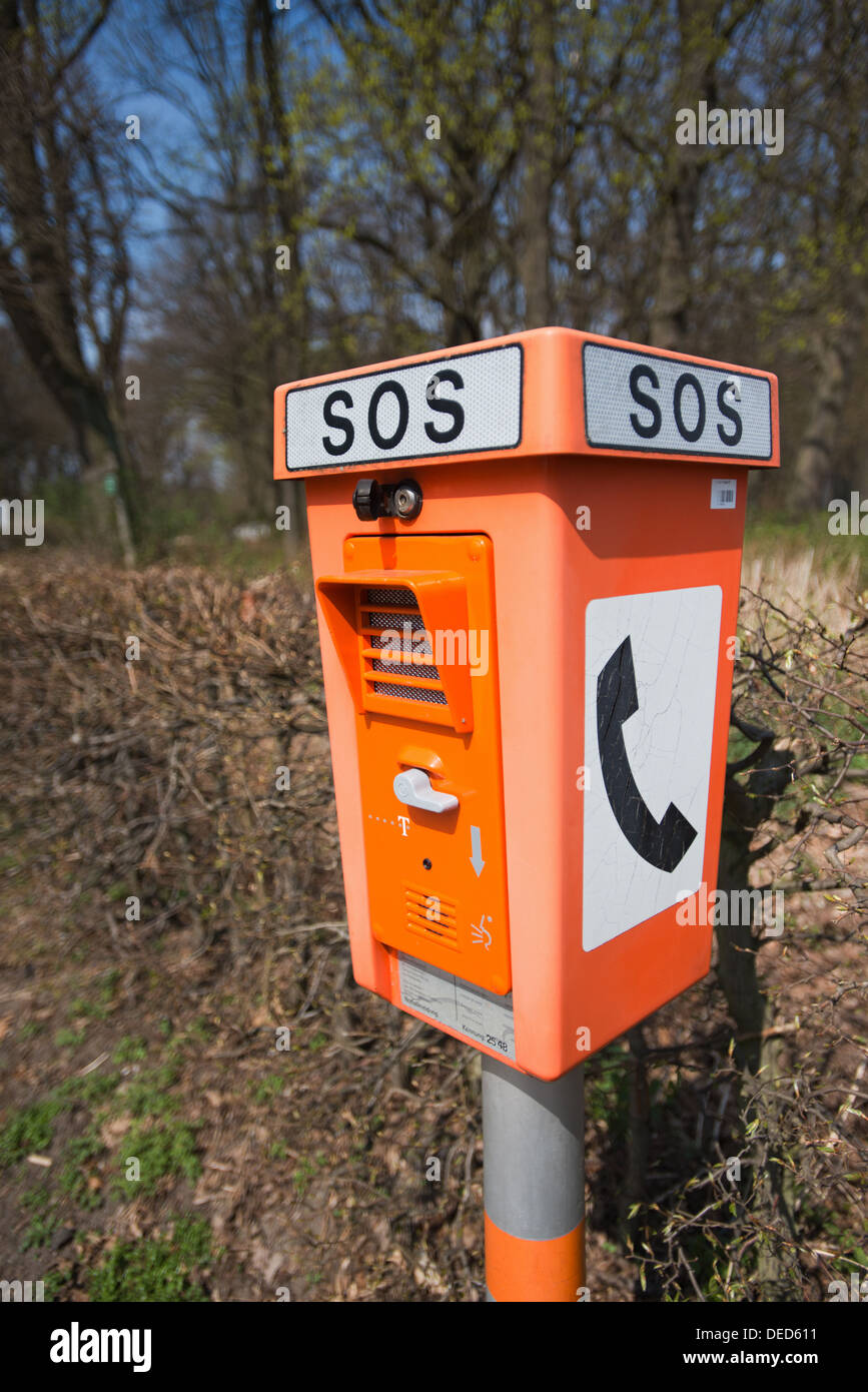 Sos notrufsaeule hi-res stock photography and images - Alamy