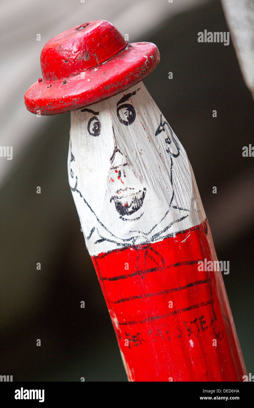 PAINTED GONDOLA POST. VENICE, ITALY Stock Photo - Alamy