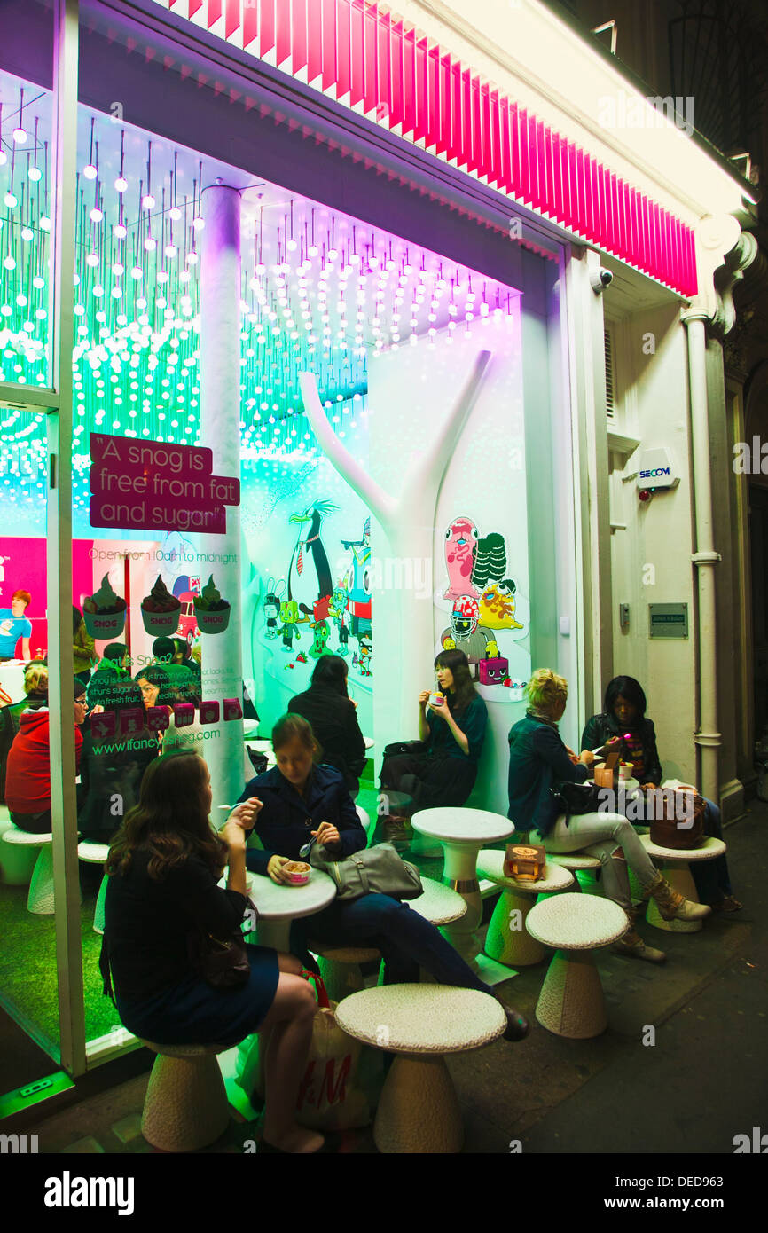 Snog yogurt hi-res stock photography and images - Alamy