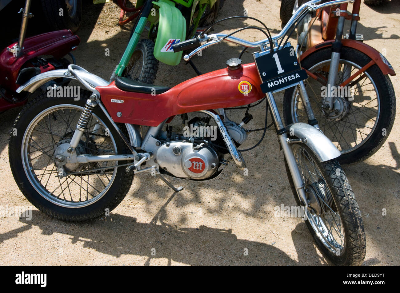 Classic car and motorcycle hi-res stock photography and images - Alamy