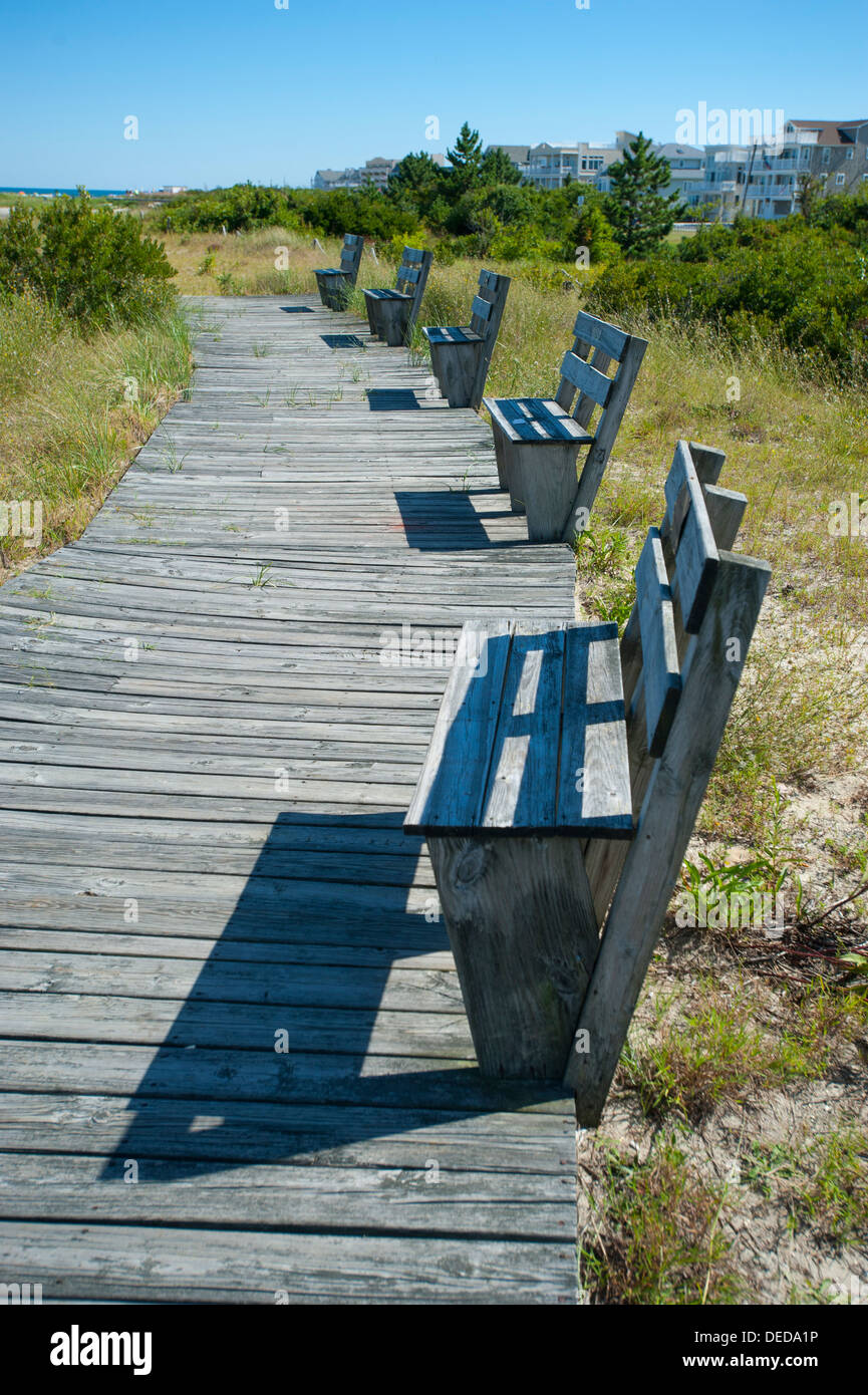 Bench beach wooden new jersey hi-res stock photography and images - Alamy