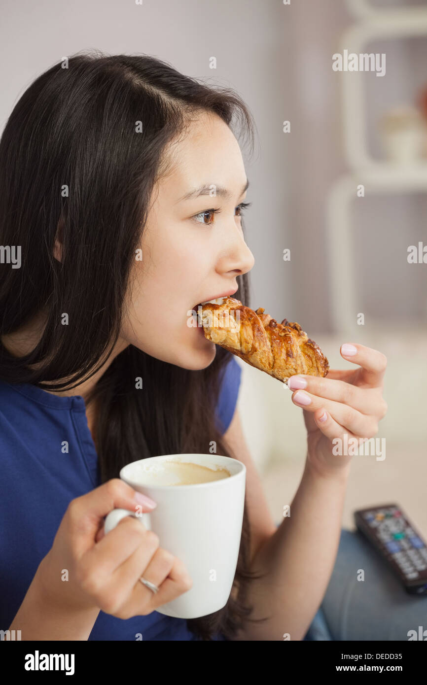 Asian pastry hi-res stock photography and images - Alamy