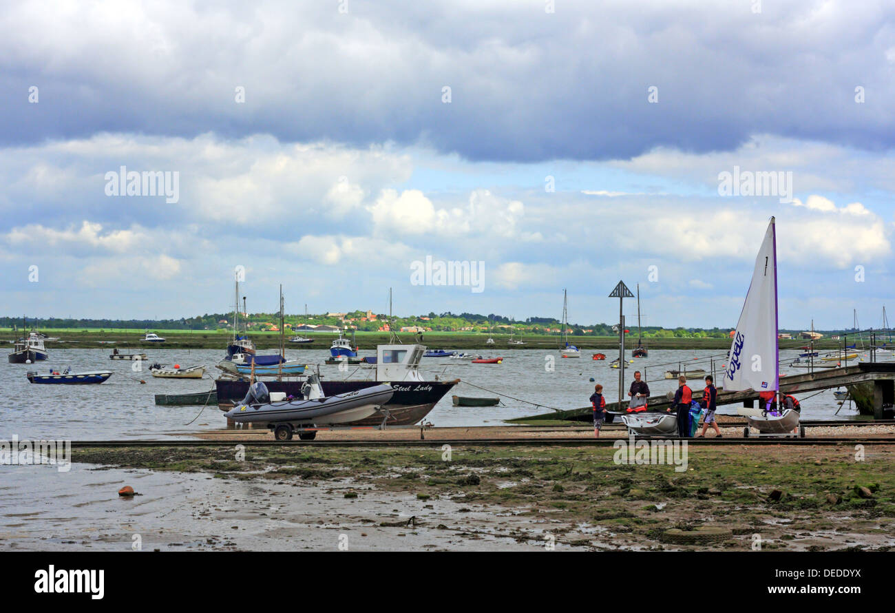 Mooring launch hi-res stock photography and images - Alamy