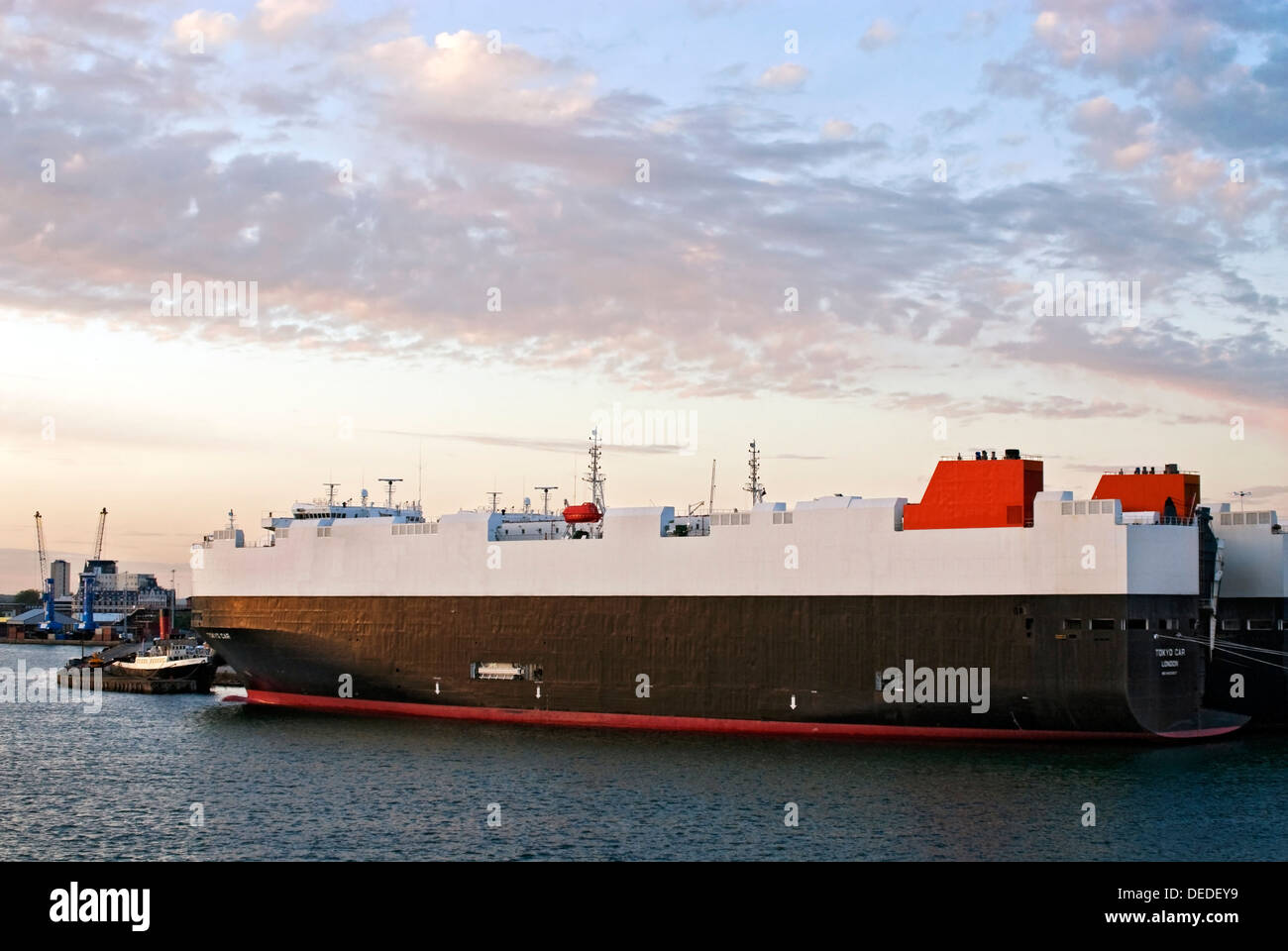 Car Transporter Ship Stock Photos & Car Transporter Ship Stock Images ...