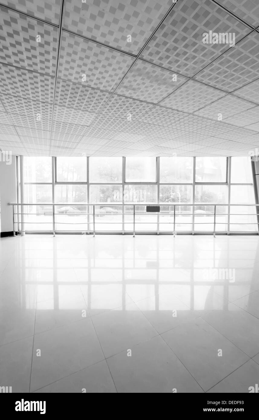 Office building interior + people Black and White Stock Photos & Images ...