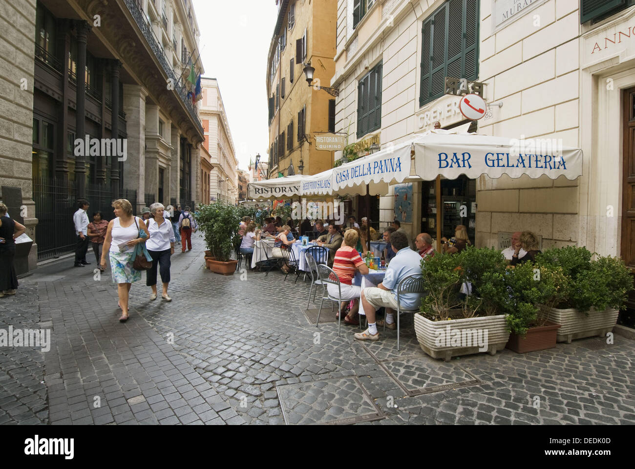 Street scene in rome in hi-res stock photography and images - Alamy
