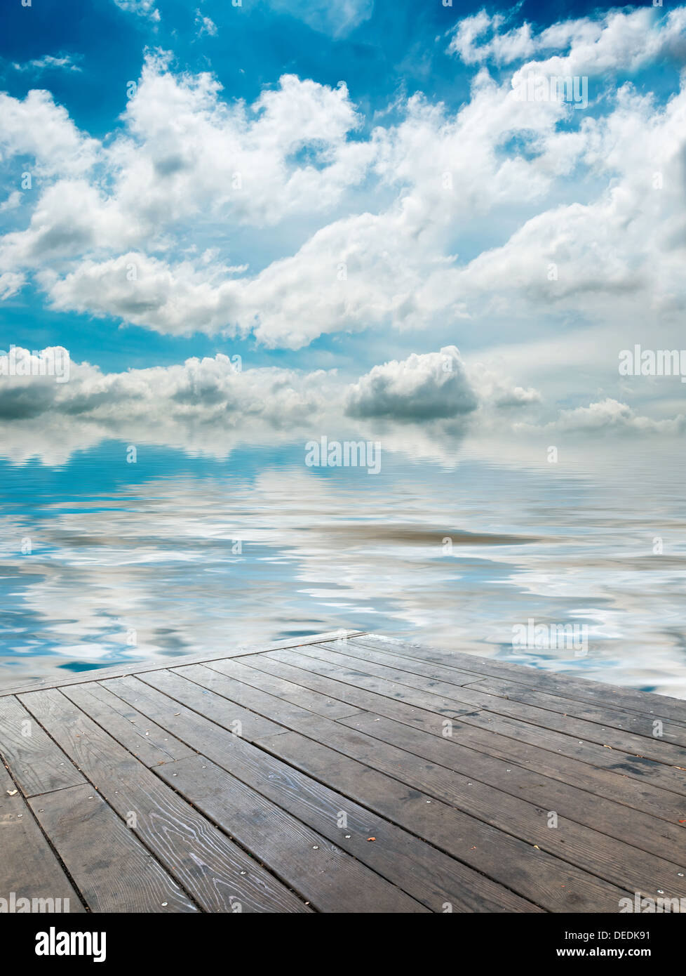 platform beside sea Stock Photo - Alamy