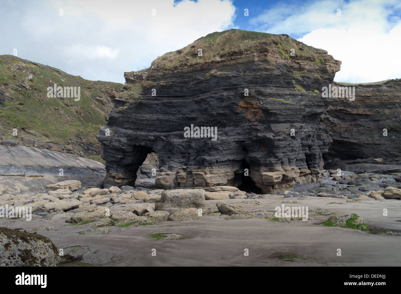 Geological arch in Pembrokeshire, Wales Stock Photo - Alamy