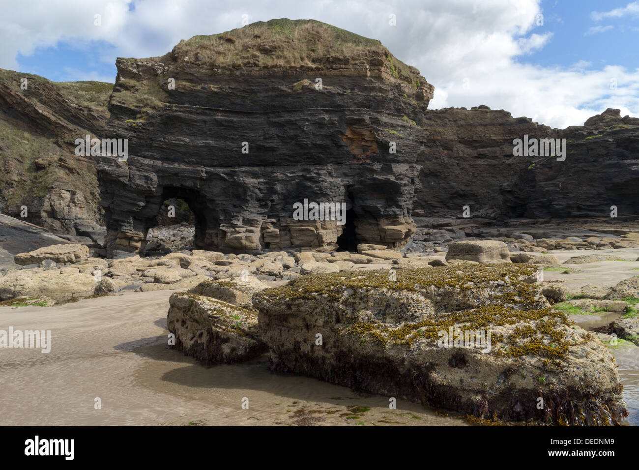 Geological arch in Pembrokeshire, Wales Stock Photo - Alamy