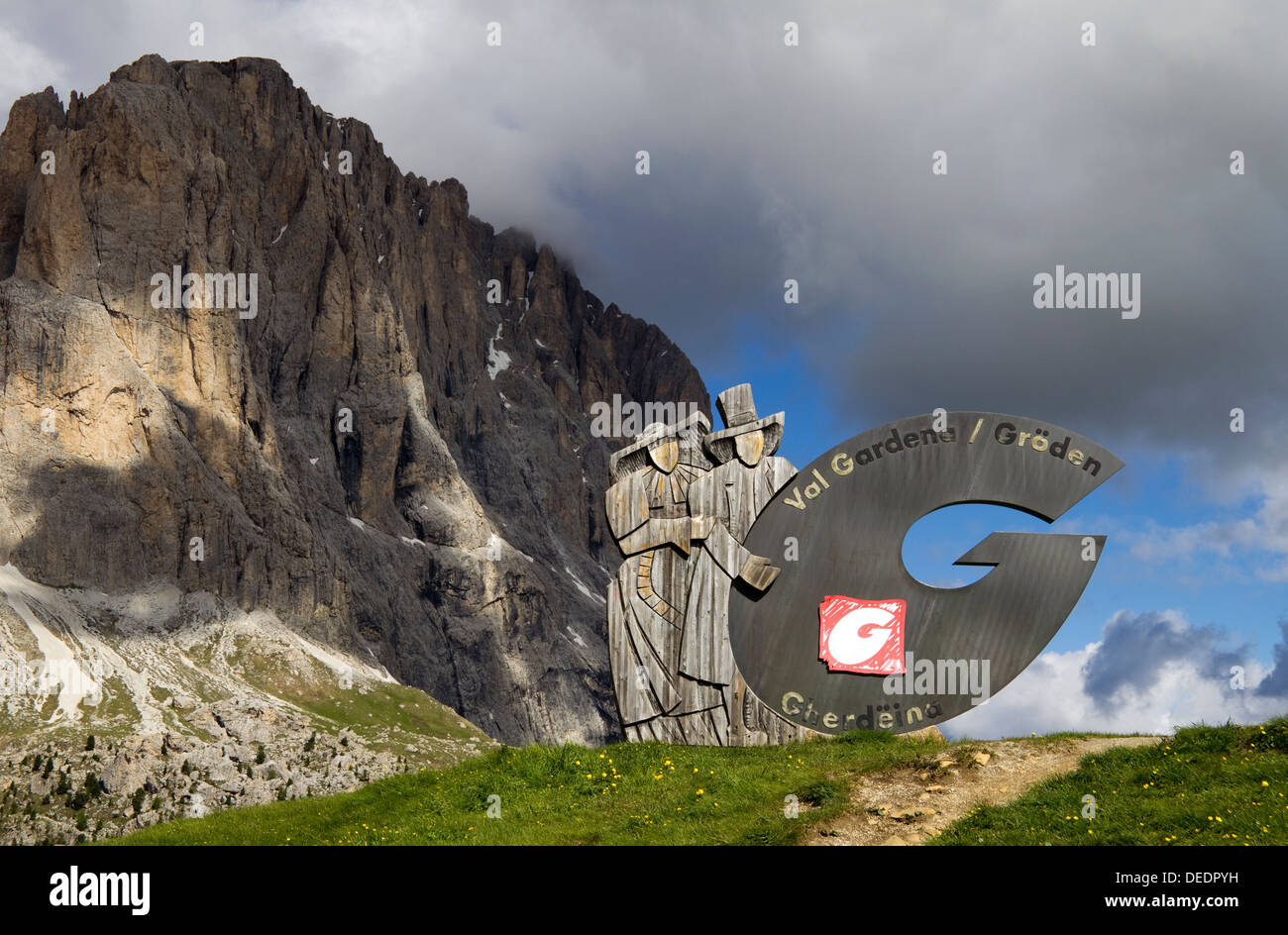 Val gardena sign hi-res stock photography and images - Alamy
