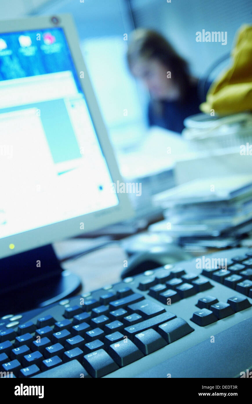 Student special computer screen hi-res stock photography and images - Alamy