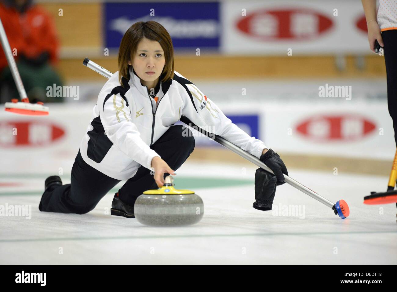 Sayaka Yoshimura (Sapporo Kokusai Univ.), SEPTEMBER 13, 2013 - Curling : Olympic qualifying ...
