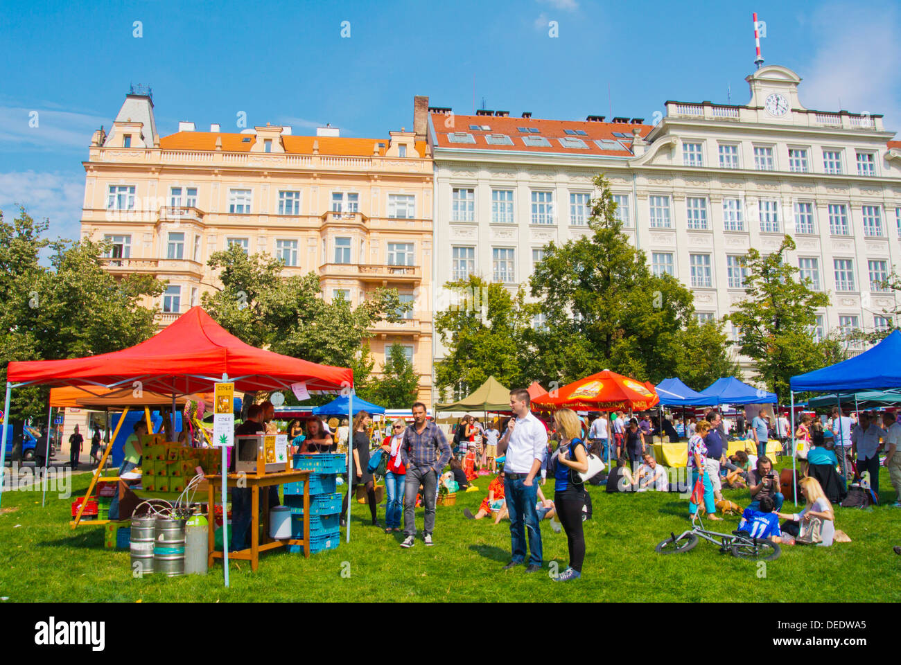 Farmers market prague hi-res stock photography and images - Alamy