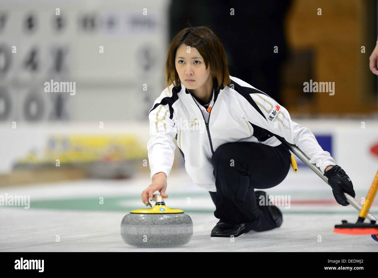 Sayaka Yoshimura (Sapporo Kokusai Univ.), SEPTEMBER 13, 2013 - Curling ...