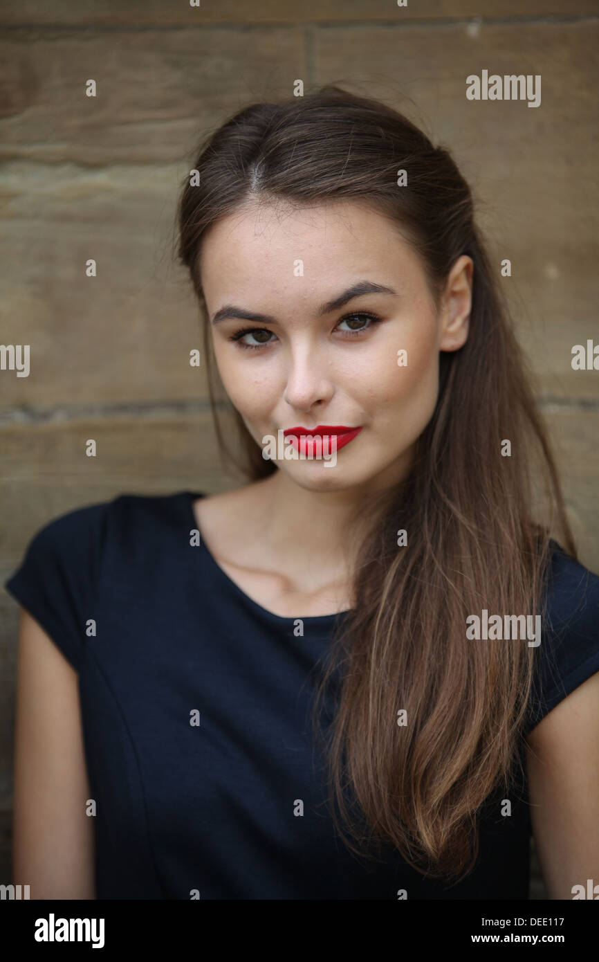 Red lipstick smiles hi-res stock photography and images - Alamy