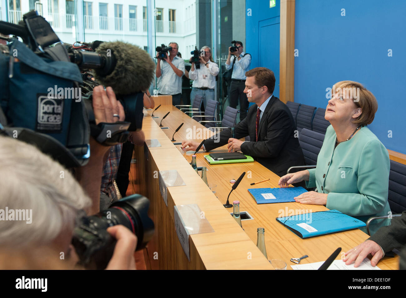 Steffen seibert hi-res stock photography and images - Alamy