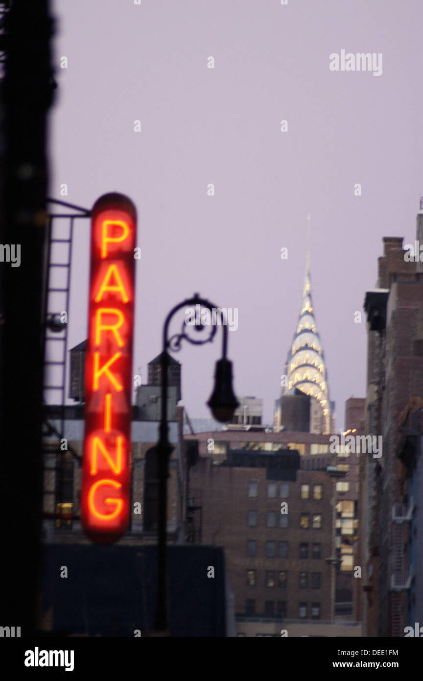Parking sign and Chrysler Building in background. New York City. USA ...