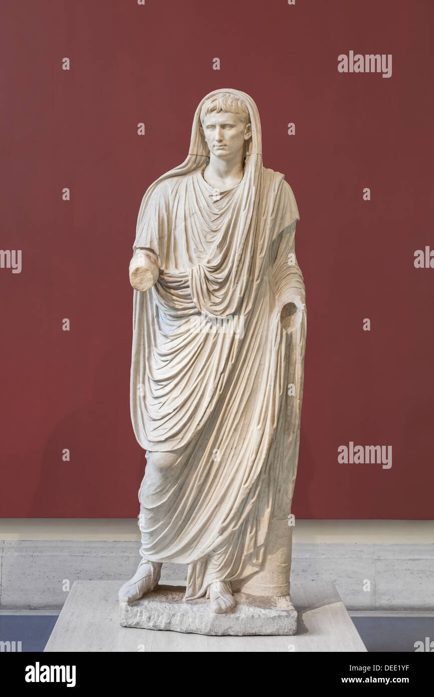 Statue of Augustus as pontifex maximus Stock Photo - Alamy