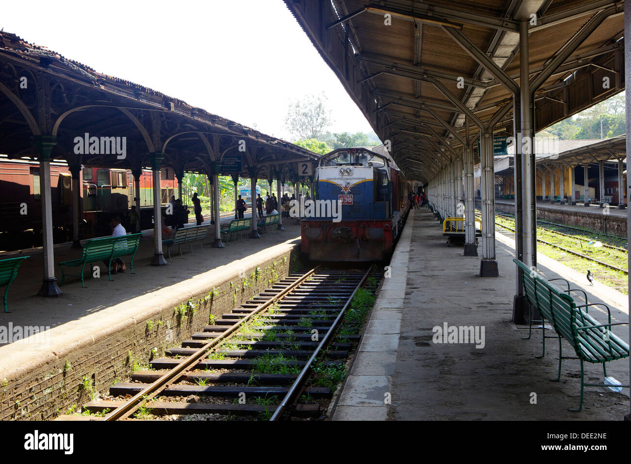 Kandy railway station hi-res stock photography and images - Alamy