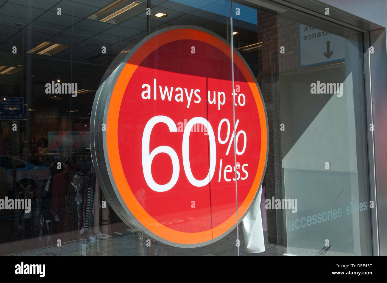 Sign 60 percent off hi-res stock photography and images - Alamy