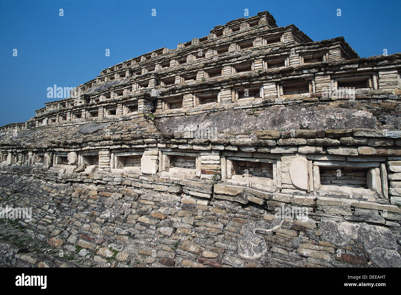 Pyramid niches el tajin veracruz hi-res stock photography and images ...