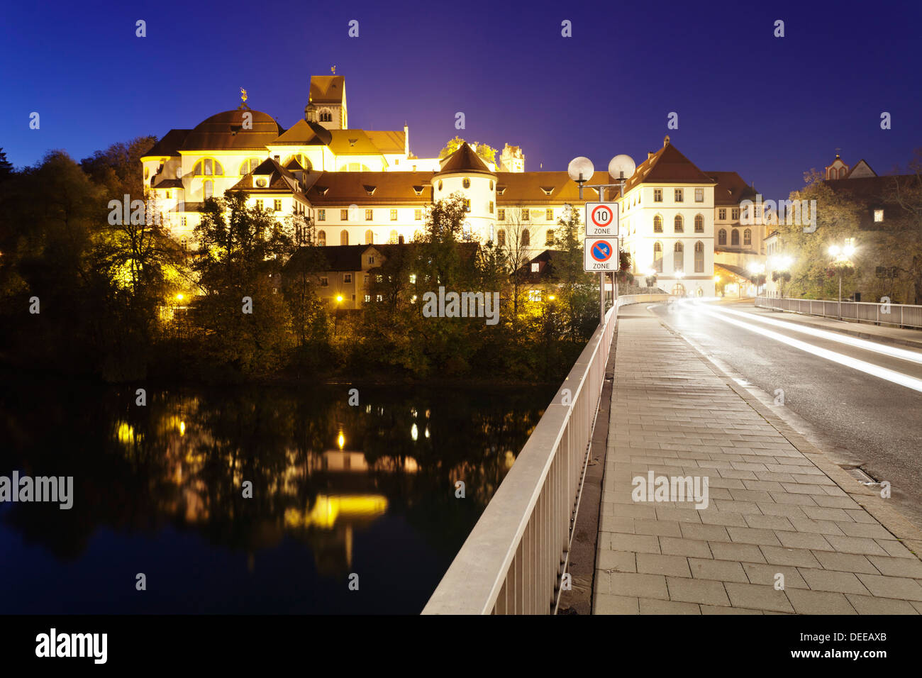 St. Mang's Abbey (Fussen Abbey) and Hohes Schloss Castle, Fussen ...