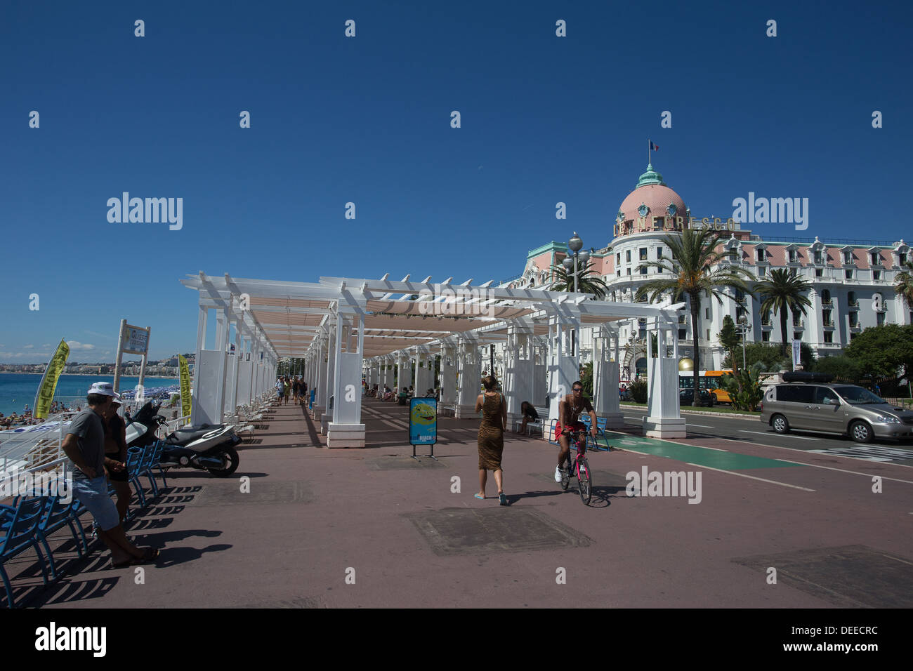 Cycle de promenade hi-res stock photography and images - Alamy