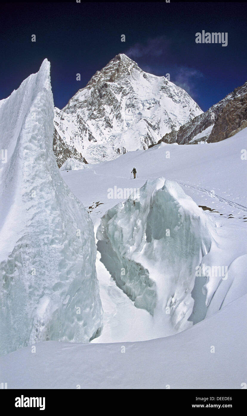 Godwin Austen High Resolution Stock Photography and Images - Alamy