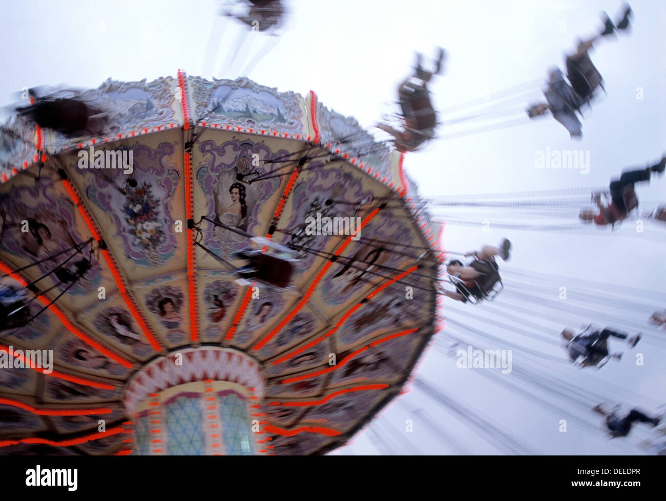 Vertigo swing ride hi-res stock photography and images - Alamy