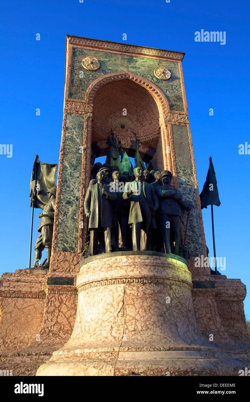 Istanbul monuments hi-res stock photography and images - Alamy