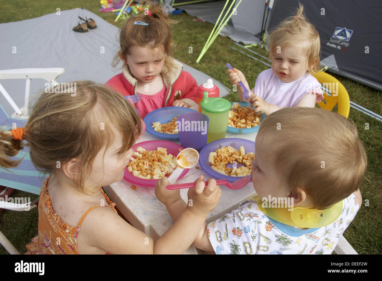 Group Children Sitting Round Table High Resolution Stock Photography ...