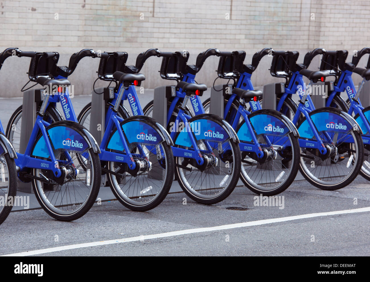 Citibike rental bicycles in New York, NY, USA Stock Photo - Alamy