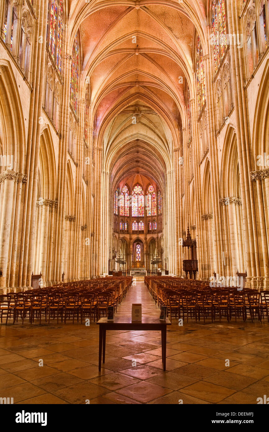 Cathedral saint pierre et saint paul hi-res stock photography and ...