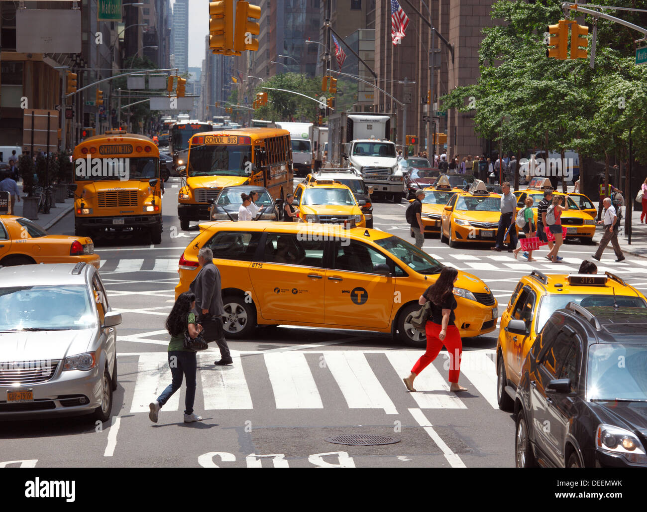 Street scene in Midtown Manhattan, New York City, New York, USA Stock ...
