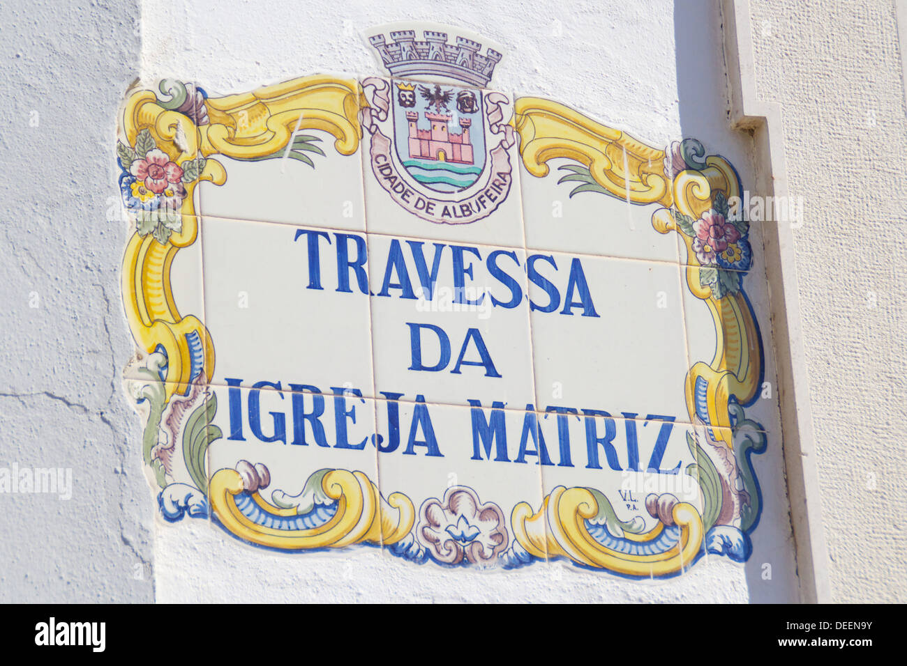 Albufeira street old town hi-res stock photography and images - Alamy