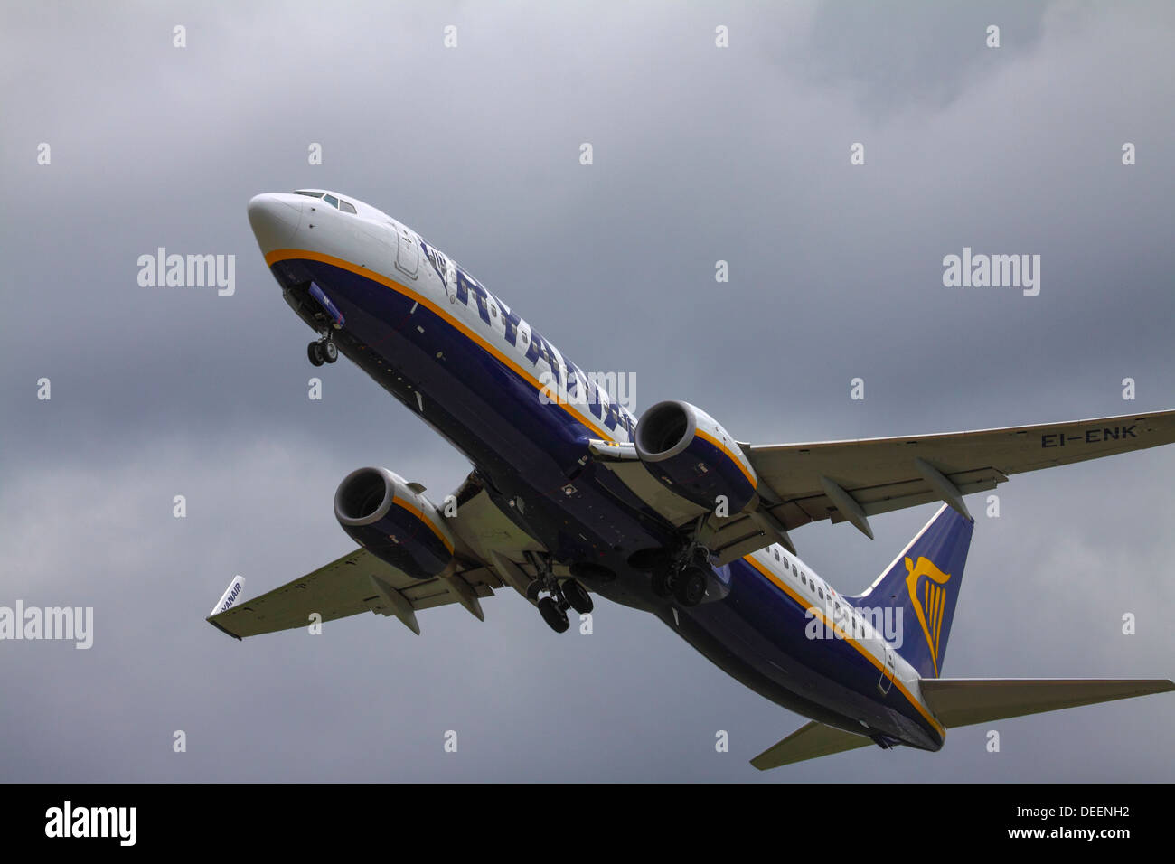 Ryanair aircraft during take off from Yeadon Airport Stock Photo - Alamy