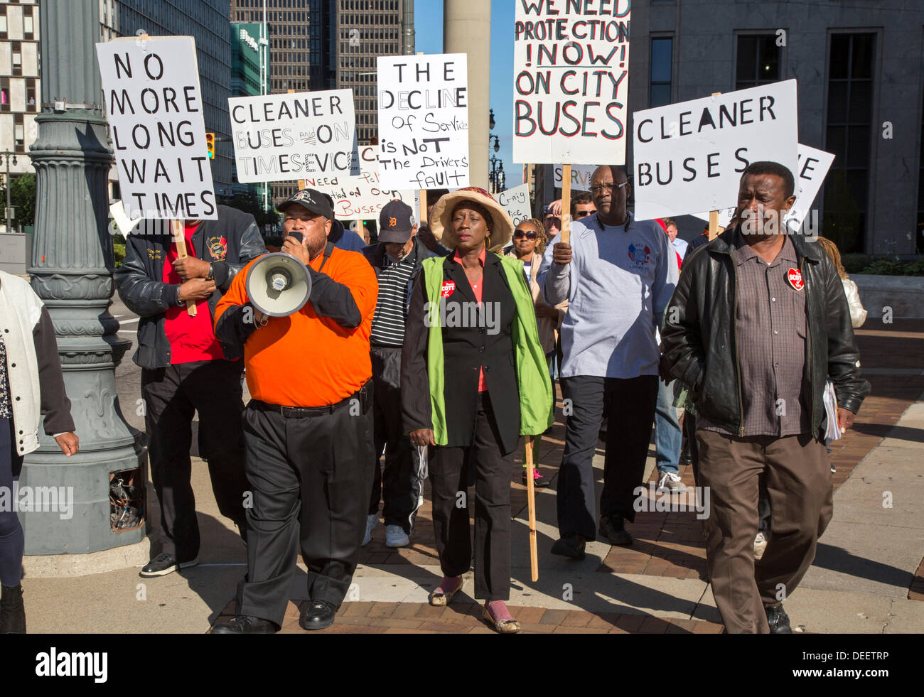 American Bus Driver High Resolution Stock Photography and Images - Alamy