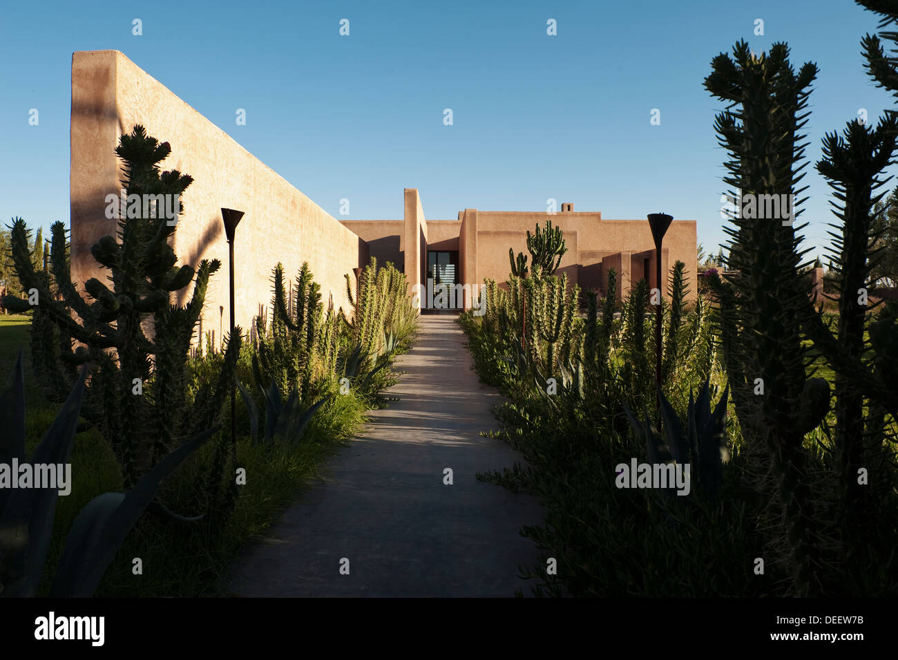 Moroccan modern architecture building hi-res stock photography and ...