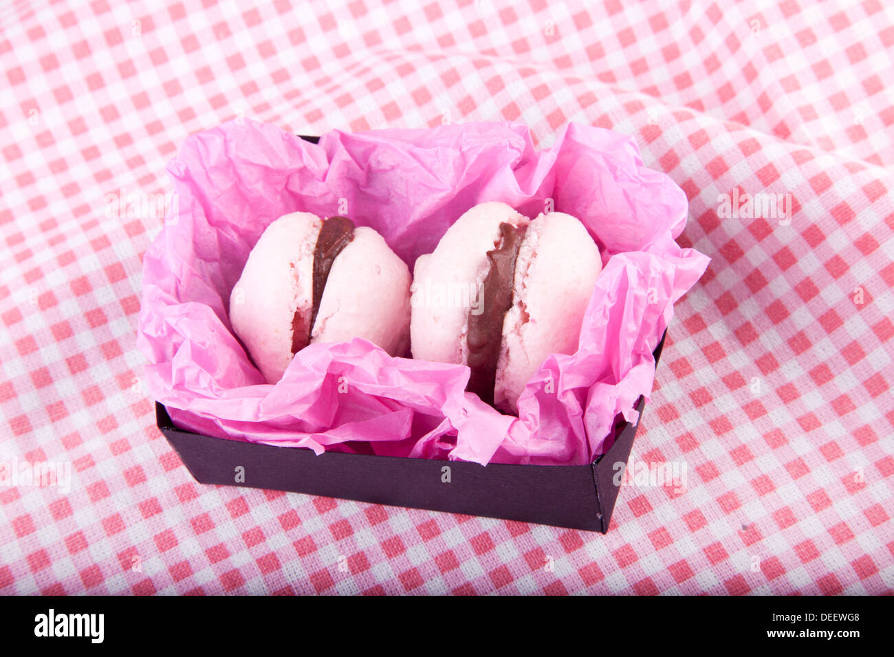 Two sweet macaroons close hi-res stock photography and images - Alamy