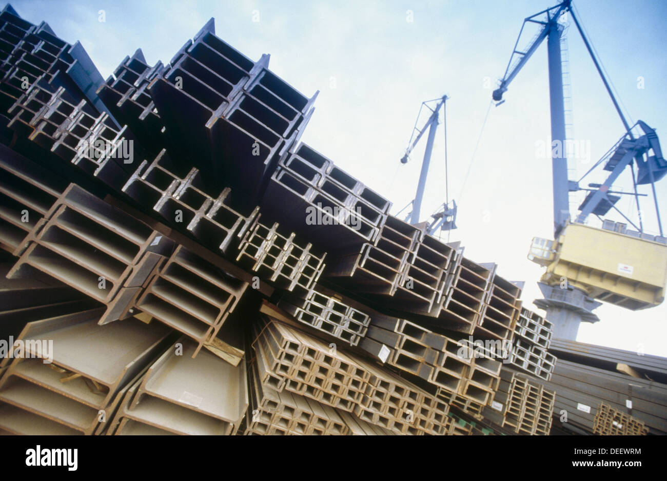 Steel wharf hi-res stock photography and images - Alamy