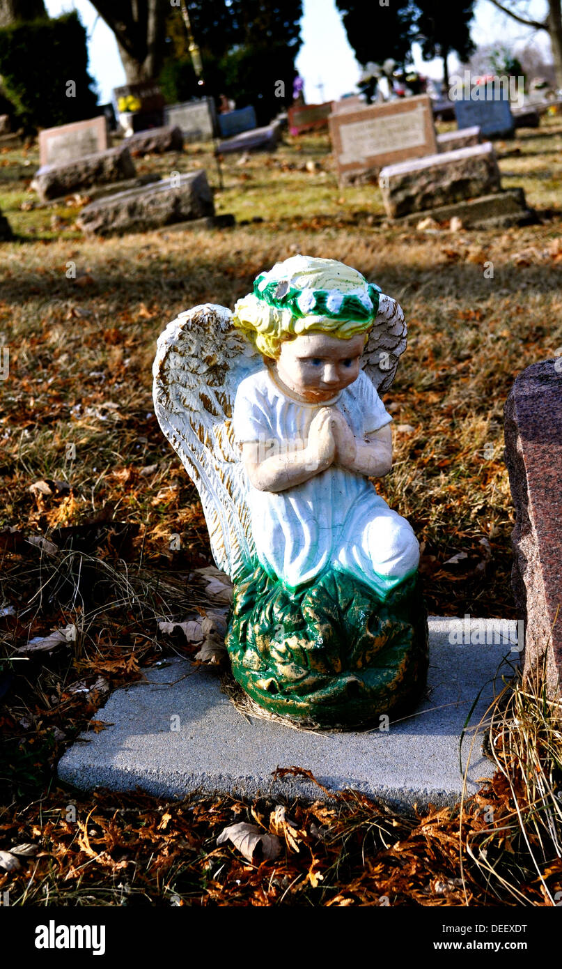 Gravesite - Angel - Blue Eyes Stock Photo - Alamy