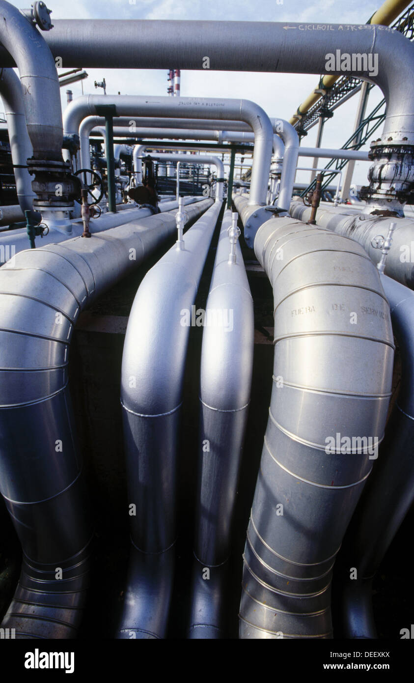 Repsol tarragona refinery hi-res stock photography and images - Alamy