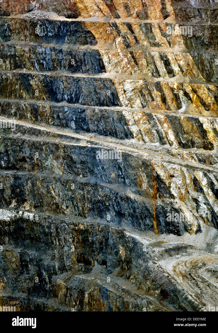 Lead homestake mine hi-res stock photography and images - Alamy