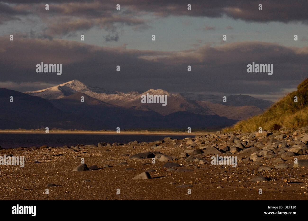 Snowdon Range in early snow Stock Photo - Alamy