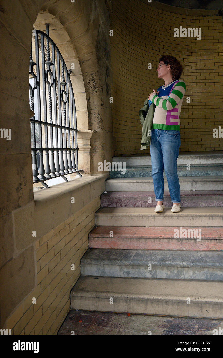 scotsman steps edinburgh scotland Stock Photo - Alamy