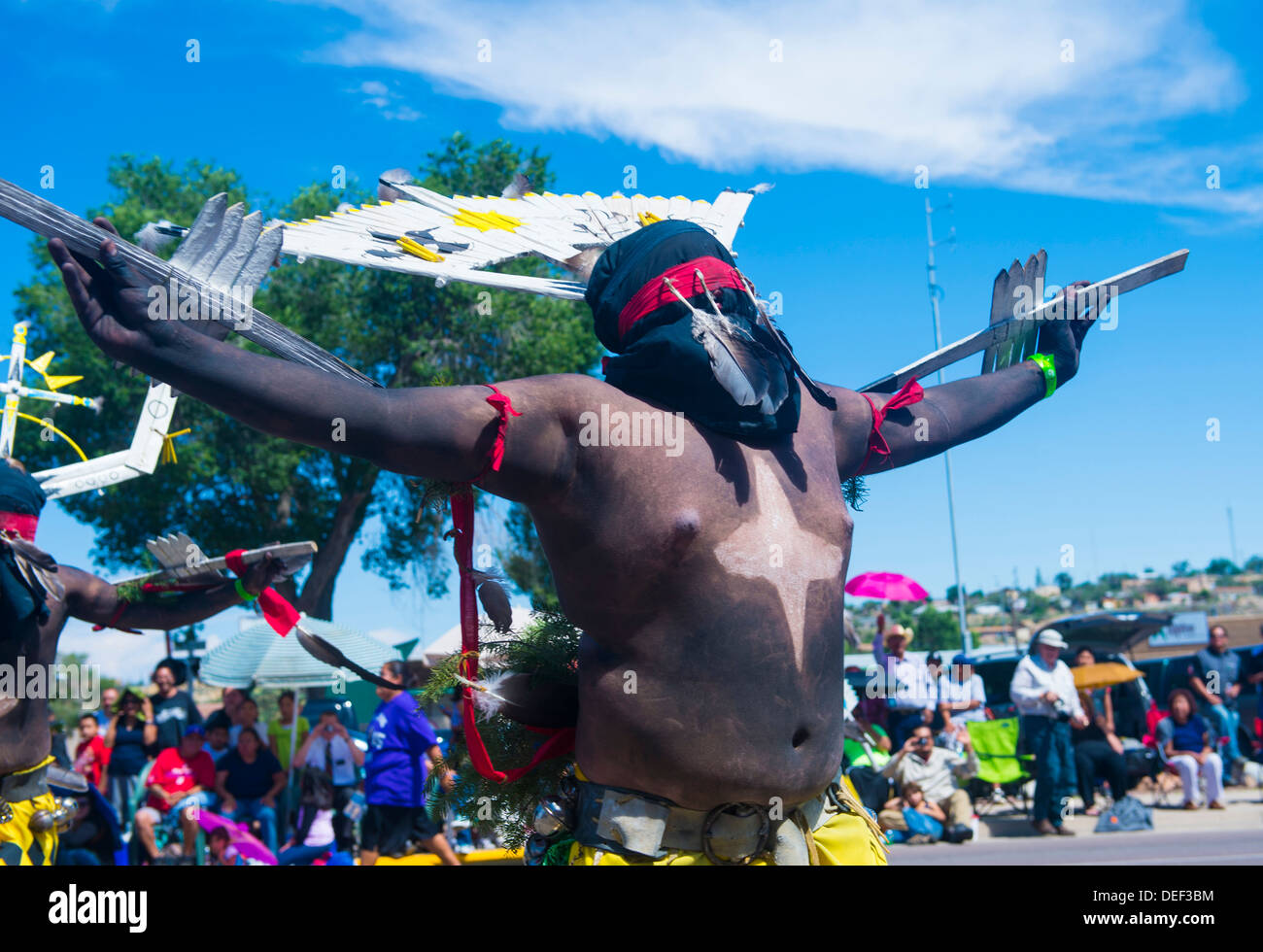 Apache dancers hi-res stock photography and images - Alamy